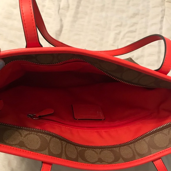 Coach | Bags | Coach Tote Bag Signature With Orange | Poshmark